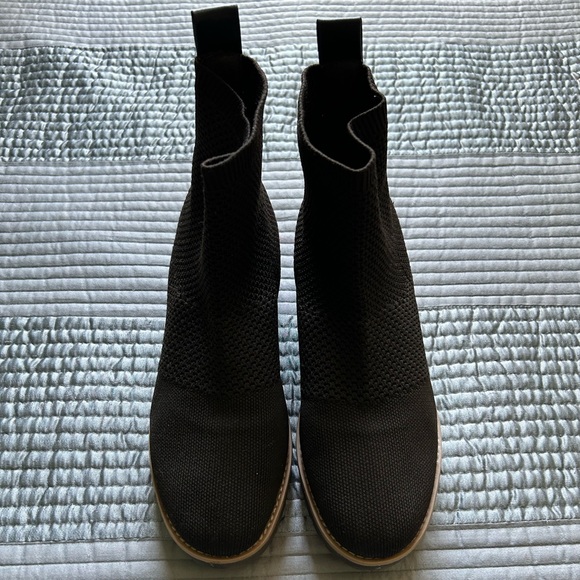 Cushionaire | Shoes | Cushionaire Iggy Knit Wedge Bootie | Poshmark
